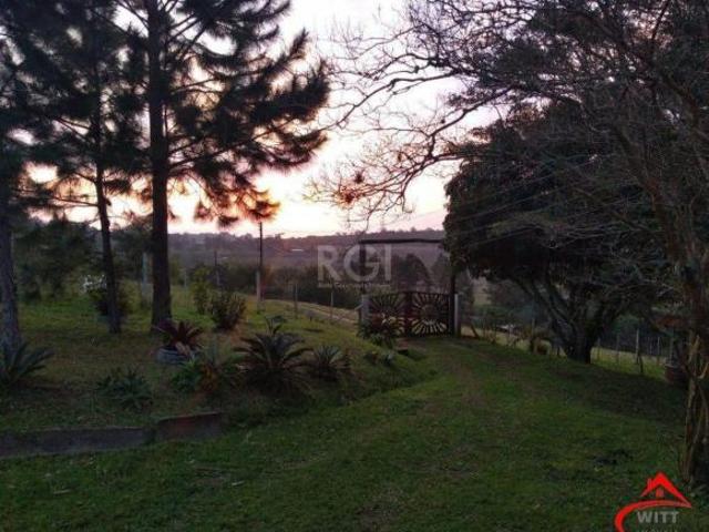 Sítio para Venda 240m², 4 dormitórios, Itapuã
