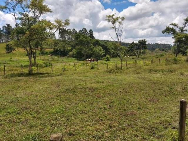 Sítio Rural à Venda em Paraibuna A Oportunidade que Você Esperava!