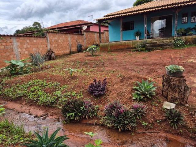 Sitio/chácara com 3 quartos, 1000 m² à venda em Souza