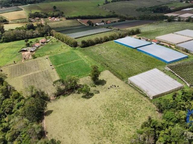 Sítio/Fazenda à Venda, 4,42 alqueires por R$ 1.300.000 Cód. ch2527