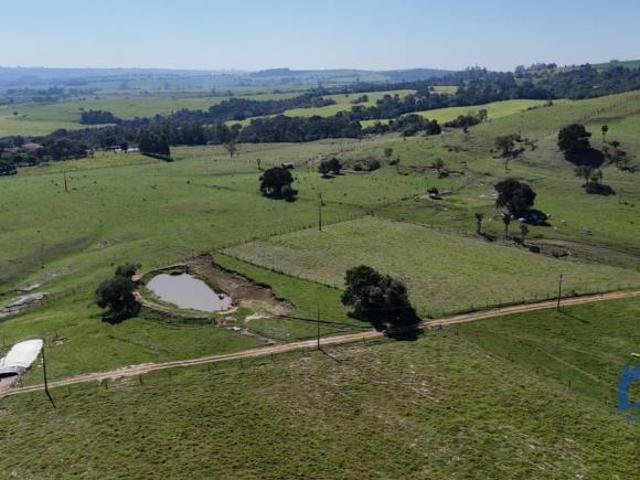 Sítio/Fazenda à Venda, 10,7 alqueires por R$ 2.300.000 Cód. ch2803