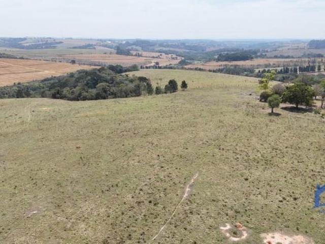 Sítio/Fazenda à Venda, 17,7 alqueires por R$ 2.700.000 Cód. ch2471