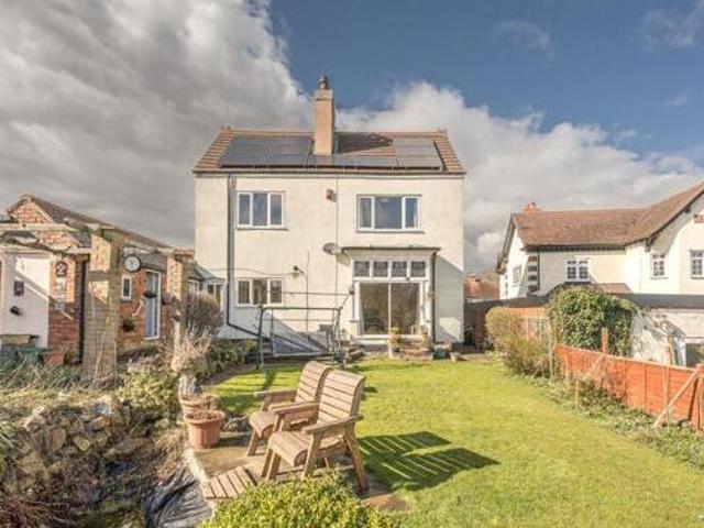 Siviters Lane, Rowley Regis, 3 Bedroom Detached
