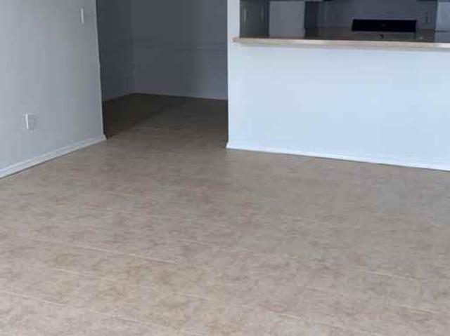 Six100 1 Bedroom Apartment for Rent at 6100 N Meridian Ave, Oklahoma City, OK 73112