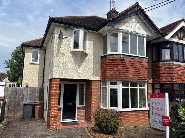 Sixth Avenue, Chelmsford CM1 4 bed semi detached house to rent £2,300 pcm £531 pw