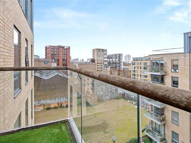 Sixth floor one bedroom apartment with a balcony