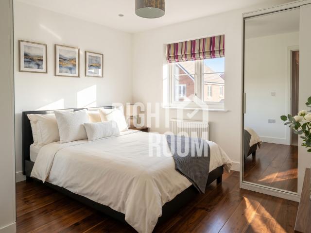 Six Bedroom House, Bedgebury Place, MK7 6JQ