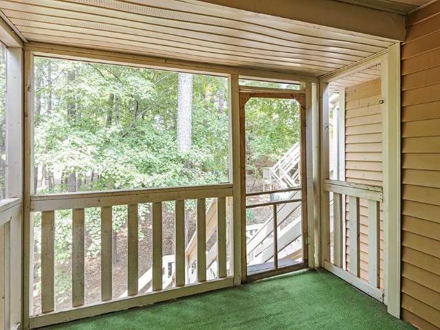 Six Forks Station Apartments 2 Bedroom Apartment for Rent at 8501 New Brunswick Ln, Raleigh, NC 27615