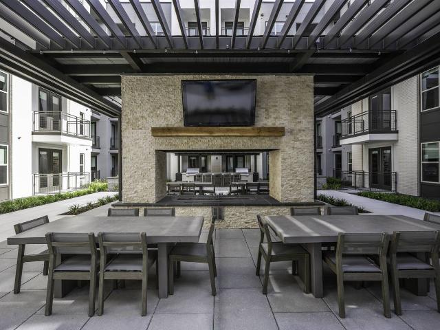 Six Pines Market Square 1 Bedroom Apartment for Rent at 8900 Six Pines Dr, The Woodlands, TX 77380 Town Center