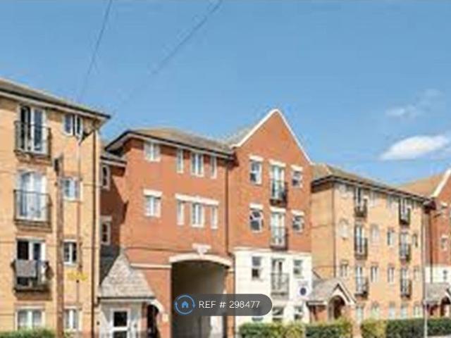 Sixpenny Court, Barking IG11, 2 bed flat to rent, £1,700 pcm | PrimeLocation
