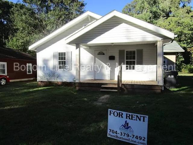 Sizeable rooms in Charlotte