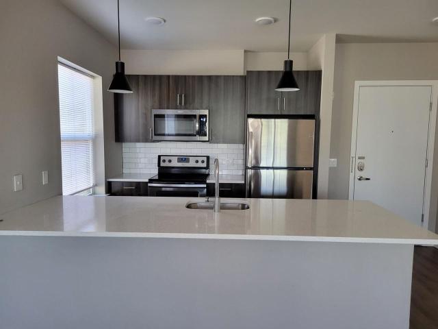 SOMA 1 Bedroom Apartment for Rent at 110 S Bridge St, Somerville, NJ 08876