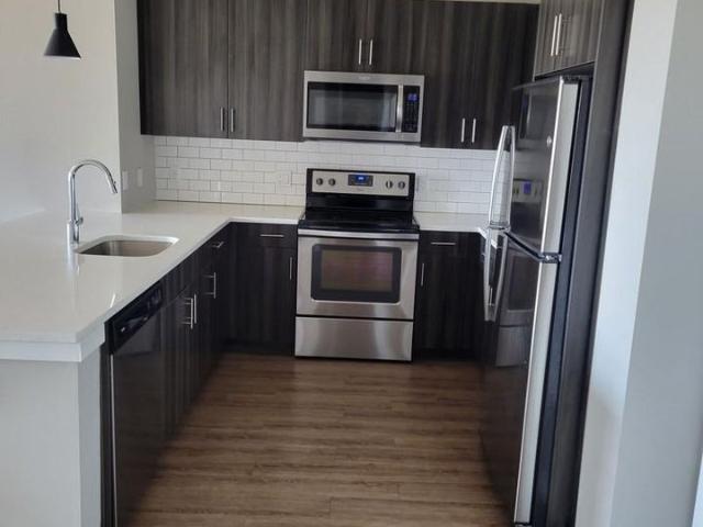 SOMA 1 Bedroom Apartment for Rent at 110 S Bridge St, Somerville, NJ 08876