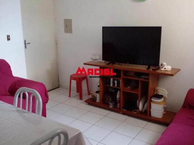 SOMENTE À VISTA. APARTAMENTO ZONA LESTE ESSE VALE A PENA!
