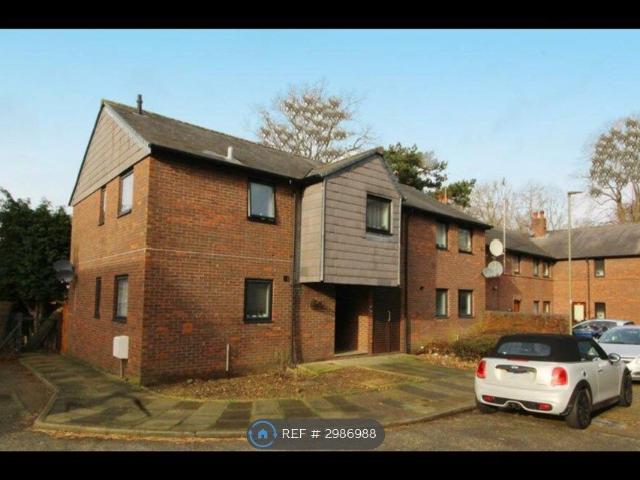 Somercoates Close, Barnet EN4, 1 bed flat to rent, £1,600 pcm | PrimeLocation