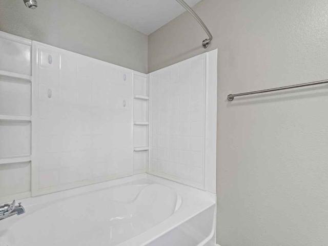 SomerHill Farms Apartments 2 Bedroom Apartment for Rent at 7351 Yountville Dr, Gainesville, VA 20155 Somerset