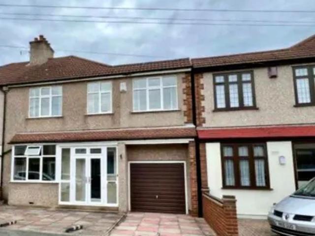 Somerhill Road, London, DA16 1PE, United Kingdom | 4 bed duplex for rent #168343747 | Rentberry
