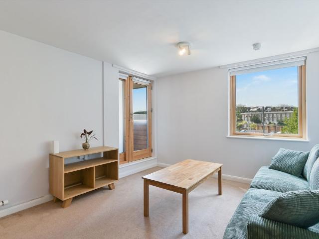 Somerston House, St. Pancras Way, London NW1, 1 bed flat to rent, £2,500 pcm | PrimeLocation