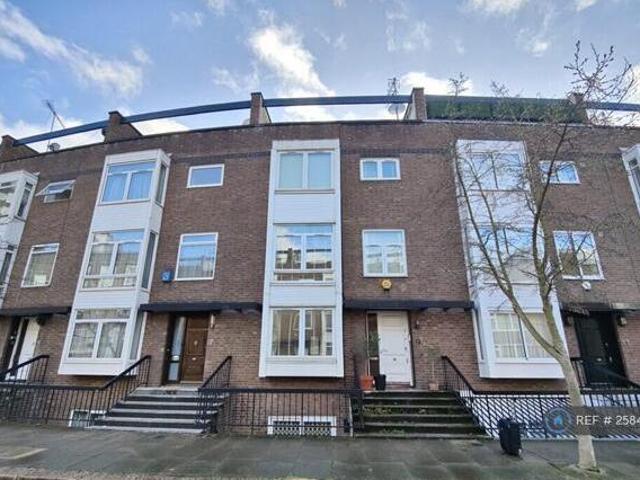 Somers Crescent, London, 7 Bedroom Terraced