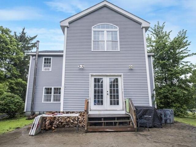 Somers Rd, East Longmeadow, Home For Sale