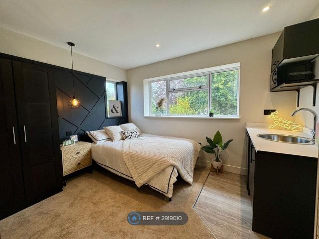 Somersby Road, Woodthorpe, Nottingham NG5, Room to rent, £780 pcm | PrimeLocation