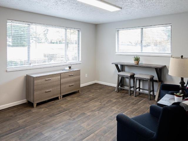 Somerset Terrace 2 Bedroom Apartment for Rent at 13601 Se 19th St, Vancouver, WA 98683 Cascade Park