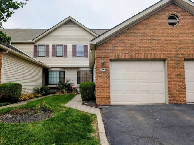 Somerset Way, Pickerington, Condo For Sale