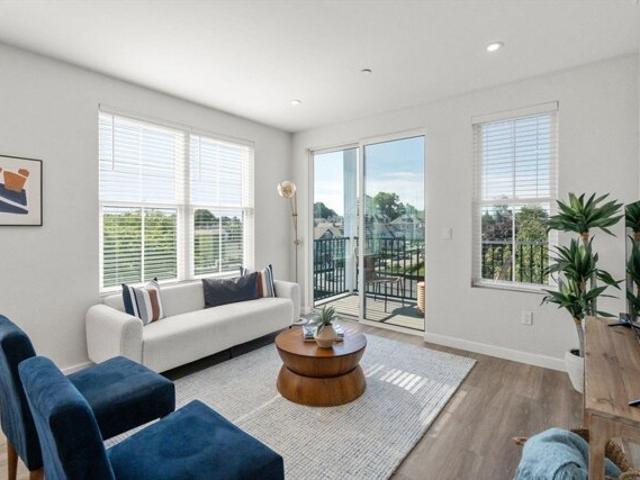 Somerset Ave Apt,winthrop, Condo For Sale