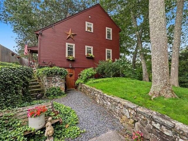 Somerset Ave, Dighton, Home For Sale
