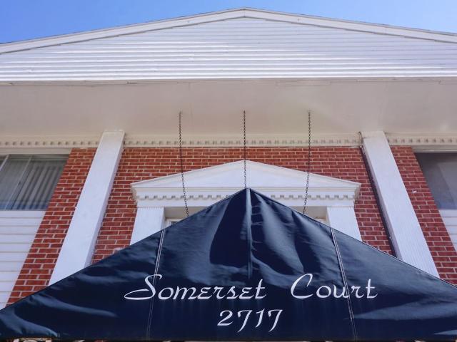 Somerset Court 1 Bedroom Apartment for Rent at 2717 N 73rd St, Omaha, NE 68134 Benson Gardens