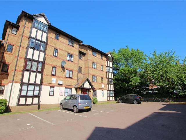 Somerset Gardens, Creighton Road, Tottenham, London N17, 1 bed flat to rent, £1,350 pcm | PrimeLocation
