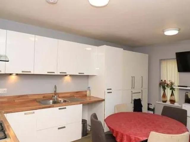 Somerset Gardens, London, HA0 3BP, United Kingdom | 3 bed house for rent #167723120 | Rentberry