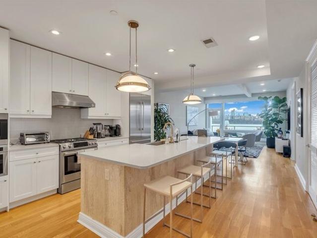 Somerset Ln Unit,edgewater, Condo For Sale