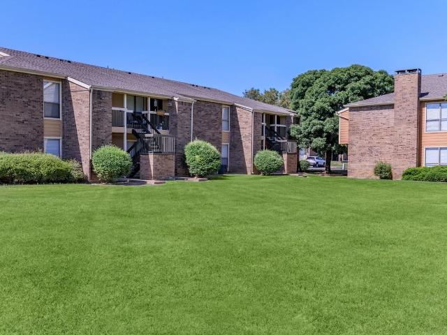 Somerset Park At Union Apartments 2 Bedroom Apartment for Rent at 9416 E 65th St, Tulsa, OK 74133