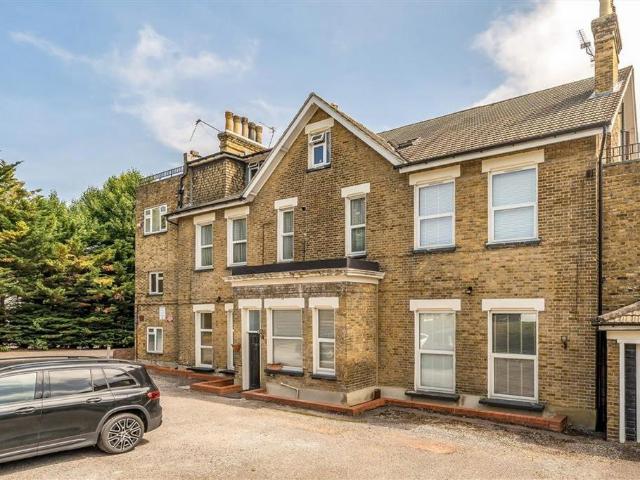 Somertrees Avenue, London SE12 1 bed flat to rent £1,450 pcm £335 pw