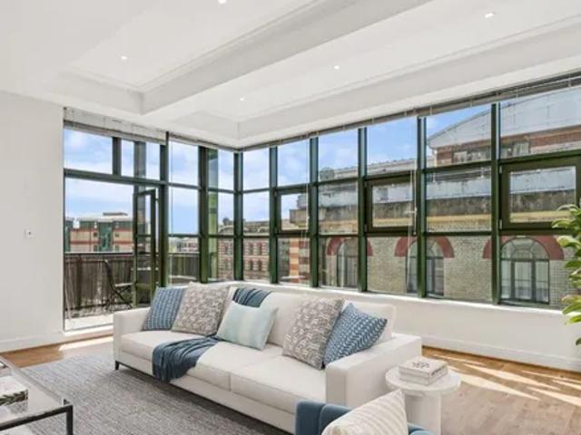 Somerville Avenue, London, SW13 8HS, United Kingdom | 3 bed apartment for rent #168103564 | Rentberry