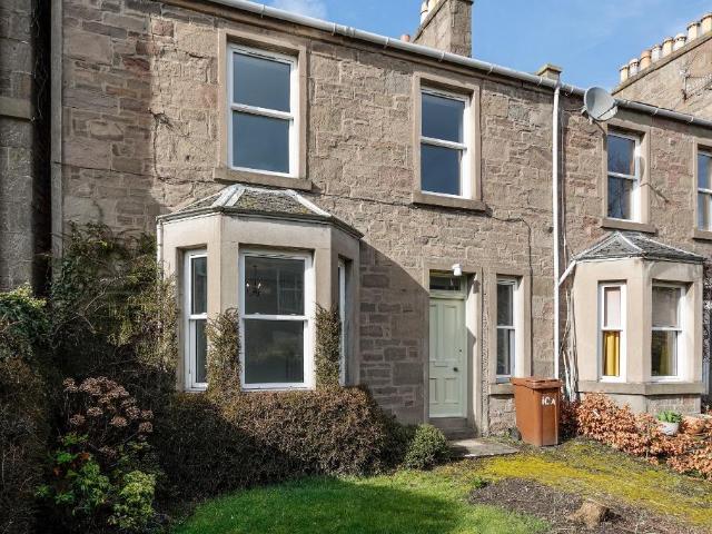 Somerville Place East, Dundee DD3 4 bed terraced house to rent £1,695 pcm £391 pw
