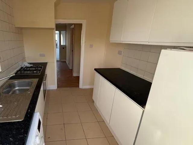 Somerville Road, London, RM6 5BA, United Kingdom | Room for rent #140800354 | Rentberry