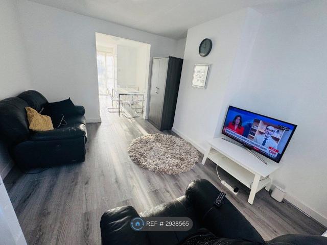 Somerville Road, Romford RM6, 4 bed terraced house to rent, £550 pcm | PrimeLocation