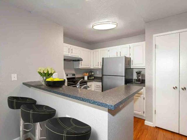 Sommerset 2 Bedroom Apartment for Rent at 591 Peabody Rd, Vacaville, CA 95687