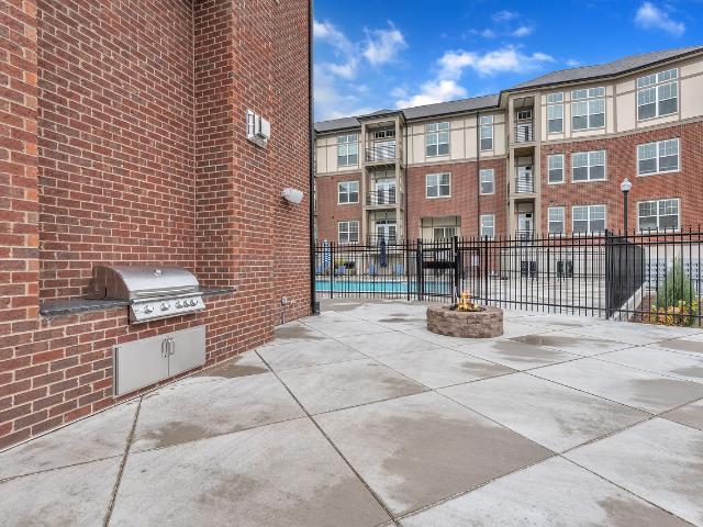 SOMO 1 Bedroom Apartment for Rent at 6455 Monroe St, Sylvania, OH 43560