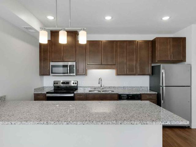 Sonder House 2 Bedroom Apartment for Rent at 5801 Xerxes Ave N, Brooklyn Center, MN 55430