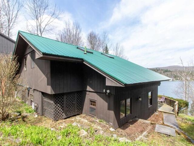 Songadeewin Ln, Westmore, Home For Sale