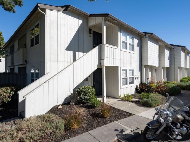 Sonoma Court Townhomes 1 Bedroom Apartment for Rent at 2300 Corby Ave, Santa Rosa, CA 95407