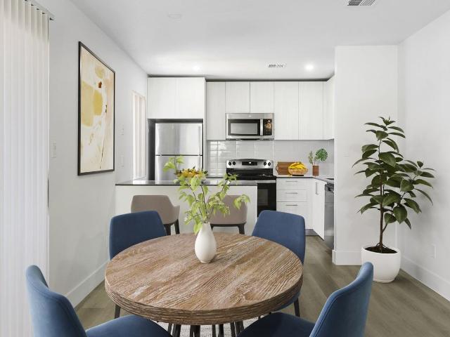 Sonoran Flats 3 Bedroom Apartment for Rent at 17249 N 7th St, Phoenix, AZ 85022