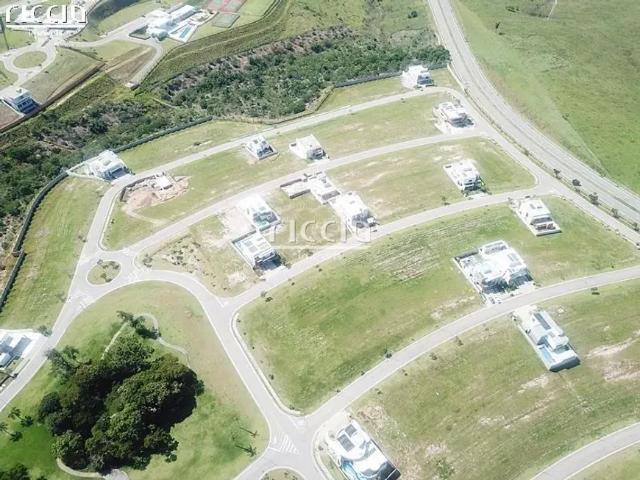 Sobra no Alphaville II, 4 suítes, 400m² por R$ 3.000.000,00