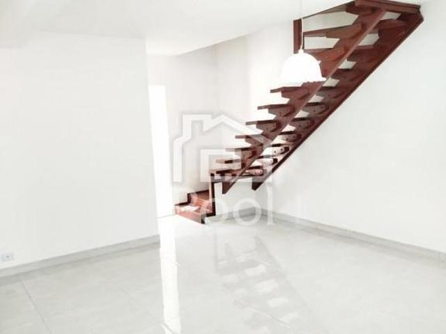 Sobradão 120m² ac, 150m²at 3 dorms. ou Salão de festas 2 banhs. Lavabo 2 Vagas Jd. Alvorada