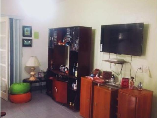 sobradão 2 dormitórios Maré Mansa Guarujá