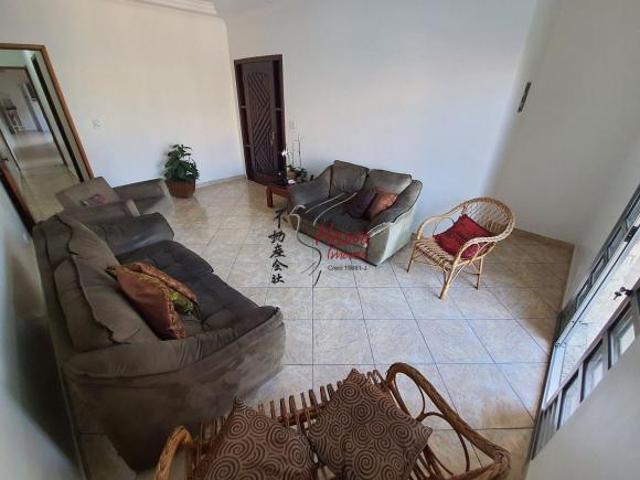 Sobradão 3 quartos R$750 mil Santa Monica