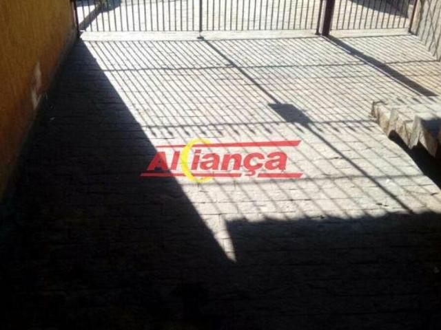 Sobradão Picanço sala 2 ambientes, 3 dormitórios 1s, 1 vaga